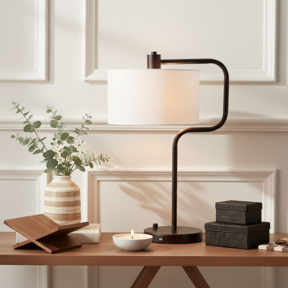 56146 - Middlemist Table Lamp White